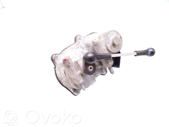 059129086L Volkswagen Touareg I Intake manifold valve actuator/motor ...