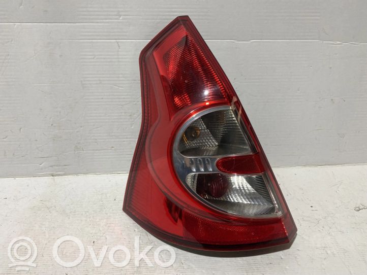 8200734825 Dacia Sandero Rear/tail lights, 44.00 € | RRR
