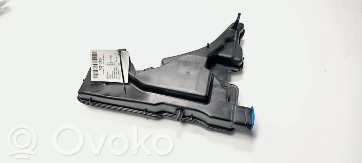 8W0955451L Audi A4 S4 B9 8W Windshield washer fluid reservoir/tank, 69. ...