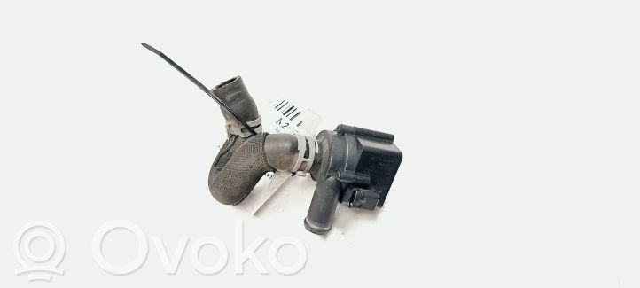 059121012A Audi A8 S8 D4 4H Water pump, 58.82 € | RRR