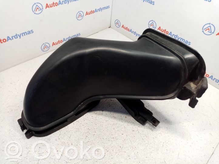 8379956 BMW 7 E65 E66 Tuyau d'admission d'air, 19.00 € | OVOKO