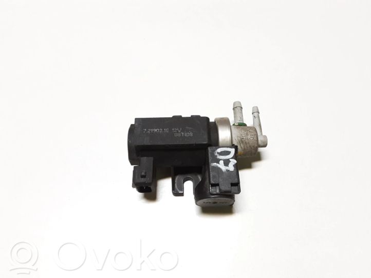 72190316 KIA Sorento Turbo solenoid valve, 5.00 € | RRR