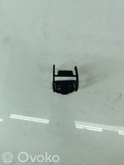 51117200791 BMW 5 F10 F11 Headlight wiper arm set, 10.00 € | RRR