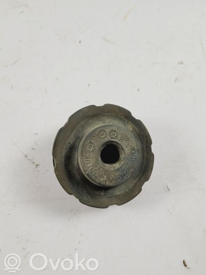 8K0512149C Audi A4 S4 B8 8K Rear coil spring rubber mount, 2.70 € | RRR