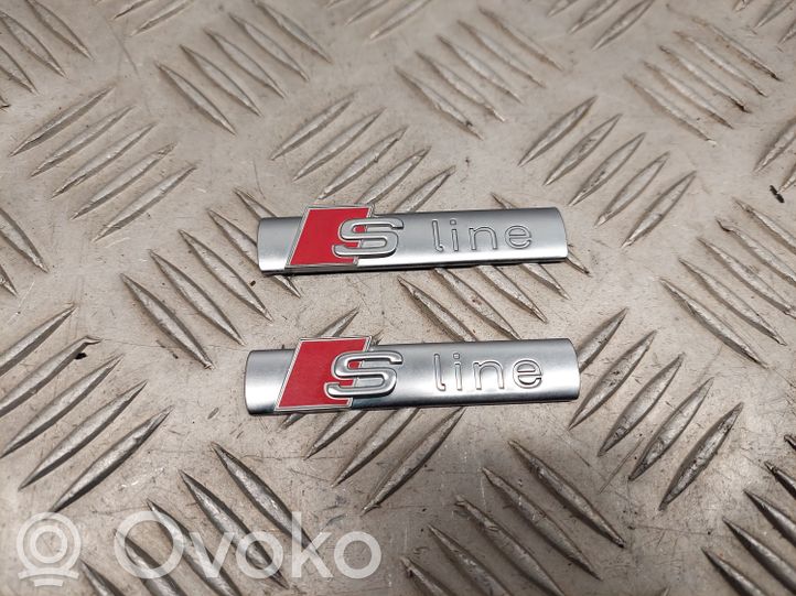 8N0853601A Audi Q5 SQ5 Logos, emblème, badge d’aile, 25.00 € | OVOKO