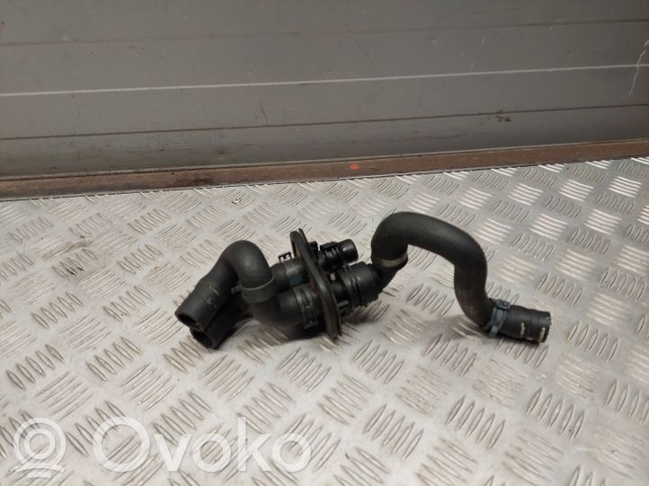 8R0819334AM Audi Q5 SQ5 Tuyau de liquide de refroidissement moteur, 20. ...