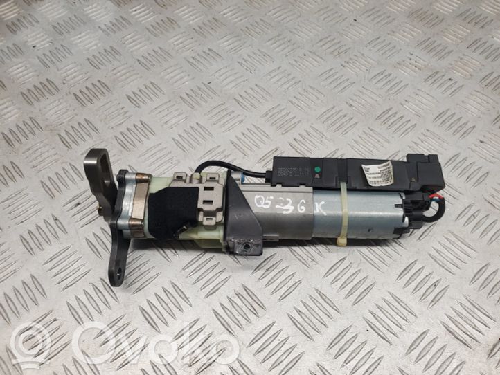 8R0827851B Audi Q5 SQ5 Tailgate/trunk/boot lift motor, 75.00 € | RRR