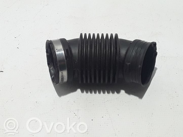 165750995R Dacia Sandero III Air intake duct part, 42.00 € | RRR