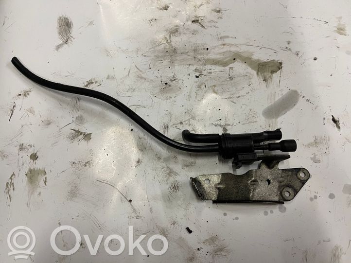 702256370 Mercedes-Benz S W221 Elettrovalvola turbo, 15.00 € | OVOKO