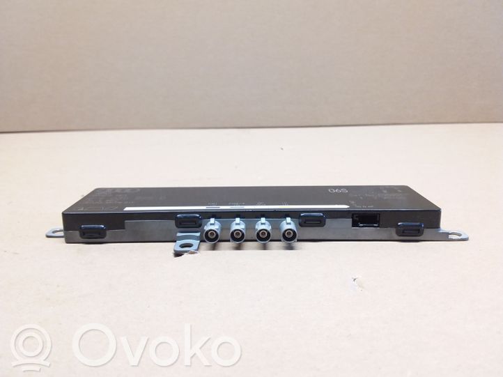 4F9035225D Audi A6 S6 C6 4F Amplificateur d'antenne, 10.00 € | OVOKO