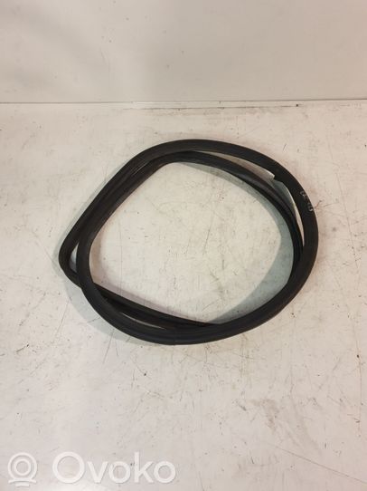 Mercedes-Benz CLS C219 Loading door rubber seal (on body), 14.00 € | RRR