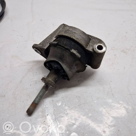 24427641 Opel Zafira B Engine mount bracket, 14.00 € | RRR