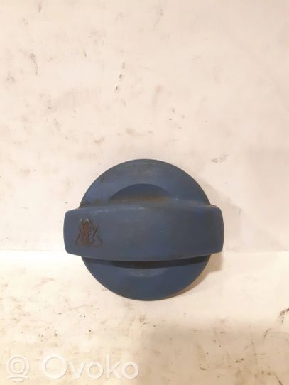 8E0121321 Audi A8 S8 D3 4E Vase d'expansion / bouchon de réservoir de ...