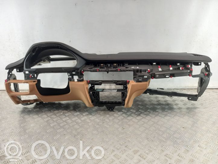 51459258210 BMW X6 F16 Dashboard, 200.00 € | RRR