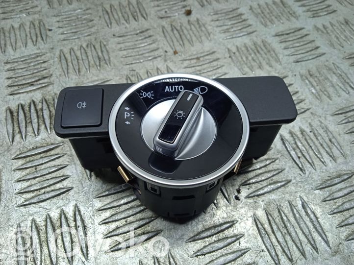 A2129050551 Mercedes-Benz GLA W156 Light switch, 4.00 € | RRR