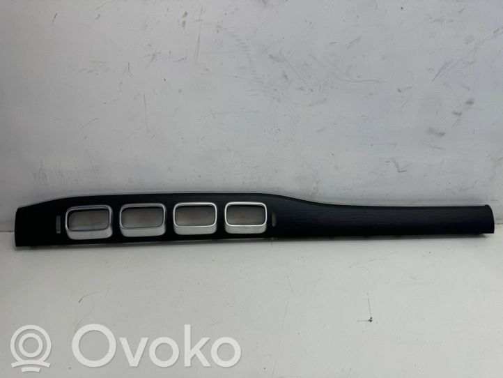 A1676804002 Mercedes-Benz GLE W167 Dashboard glove box trim, 74.00 € | RRR