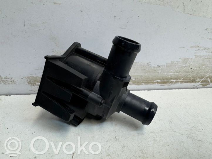 8K0819147A Porsche Macan Electric auxiliary coolant/water pump, 8.00 ...