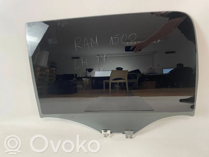 68276781AD Ram 1500 Vitre de fenêtre porte arrière, 470.59 € | OVOKO