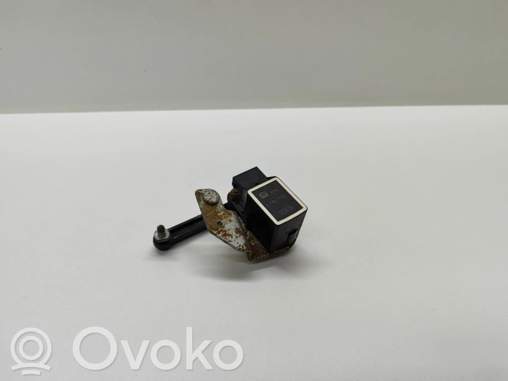6784700 BMW 5 E60 E61 Rear air suspension level height sensor, 25.00 ...