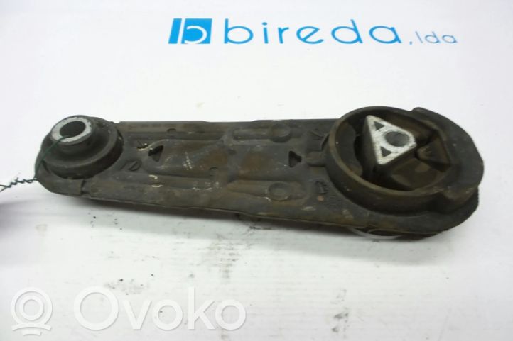 8200338385--C Renault Clio III Engine mount bracket, 18.45 € | RRR