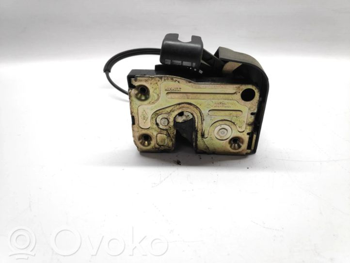 Renault Clio II Coupe door lock (next to the handle), 36.90 € | RRR