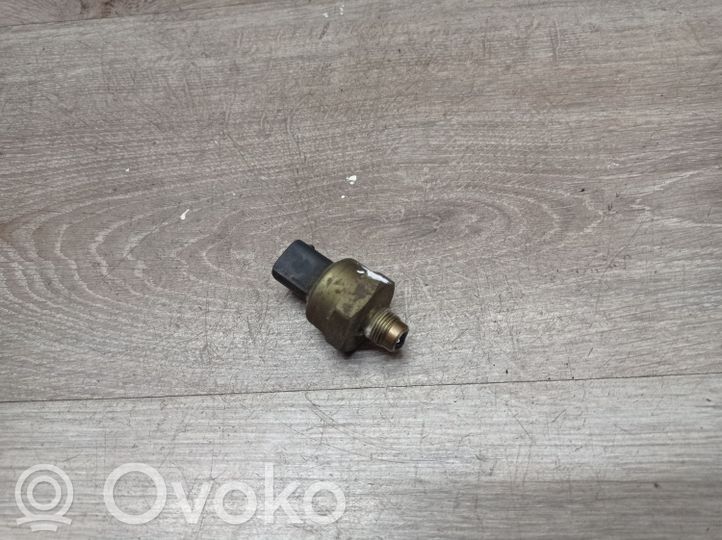 Volvo V70 ESP acceleration yaw rate sensor, 9.00 € | RRR