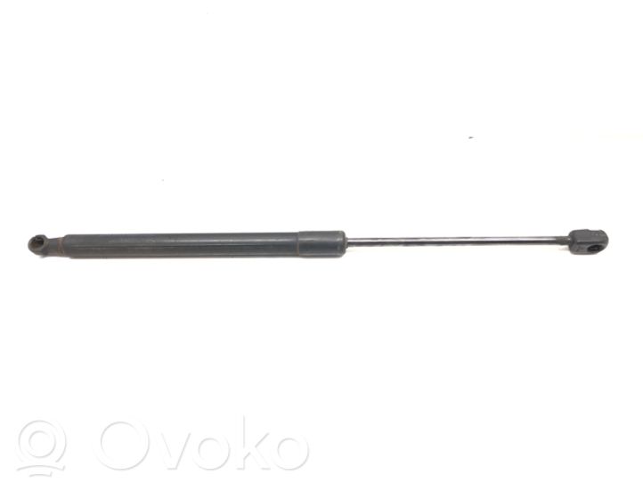 3C9827550A Volkswagen PASSAT B6 Tailgate/trunk strut/damper, 7.00 € | RRR