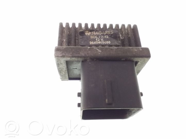 9640469680 Renault Trafic II (X83) Glow plug pre-heat relay, 12.75 € | RRR