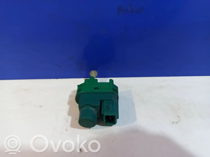 94BB9C822AC Jaguar X-Type Brake pedal sensor switch, 15.00 € | RRR