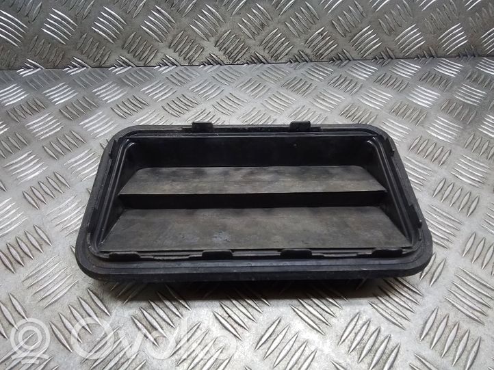 6294012170 Lexus RX 450H Évent de pression de quart de panneau, 15.00 ...