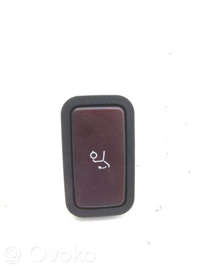 2118219551 Mercedes-Benz C W204 Bouton interrupteur ouverture du coffre ...