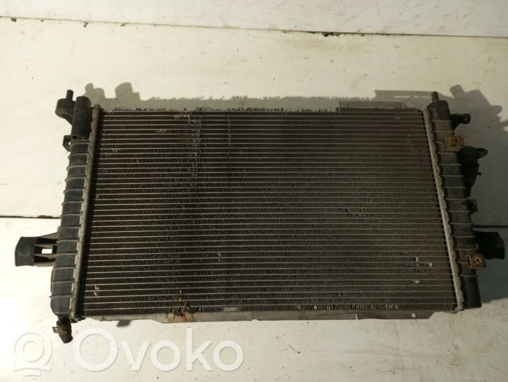 Opel Astra H Coolant radiator, 30.00 € | RRR