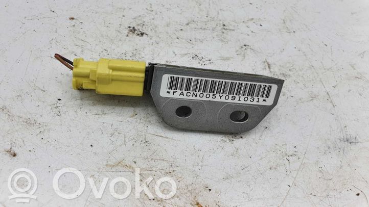FACN005Y091031 Nissan X-Trail T30 Capteur de collision / impact de déploiement d'airbag, 10.95 ...
