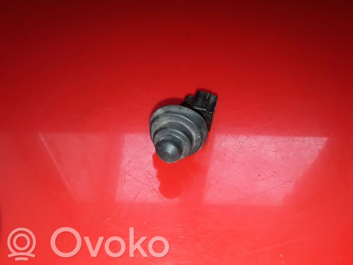 7700427640B Dacia Dokker Capteur, interrupteur de porte avant, 8.92 ...