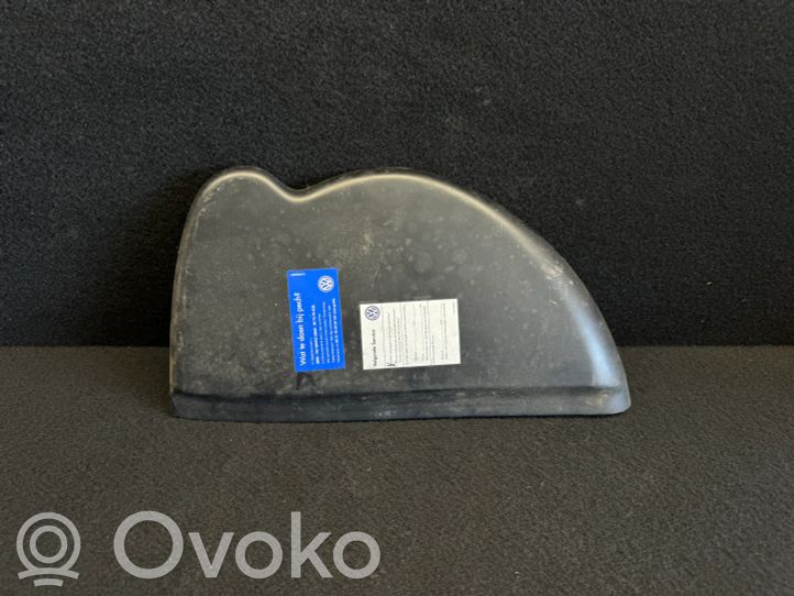3B0858035 Volkswagen PASSAT B5.5 Dashboard side end trim, 3.00 € | RRR