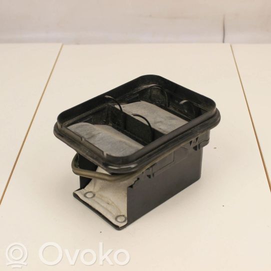 768043JA0A Nissan X-Trail T32 Other body part, 10.00 € | RRR