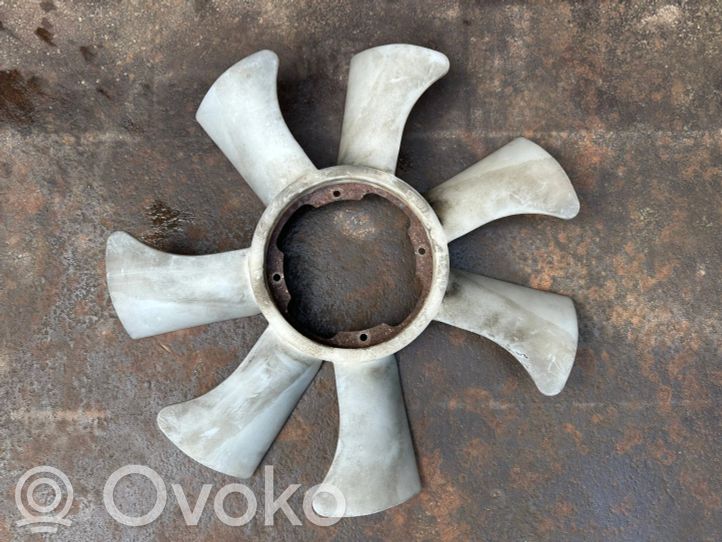 210602W201 Nissan Patrol Y61 Radiator cooling fan shroud, 50.00 € | RRR