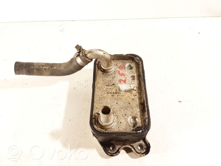 8677974 Volvo XC70 Eļļas filtra turētājs / dzesētājs, 12.00 € | RRR