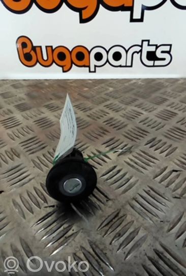 NA Fiat Uno Bouchon, volet de trappe de réservoir à carburant, 10.56 ...