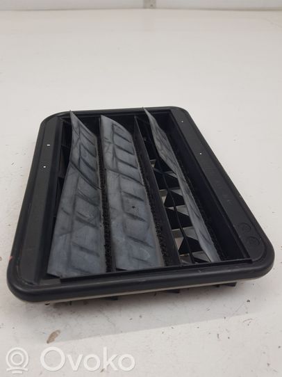 BMW 5 G30 G31 Ventiliacinės grotelės 9176945 64229176945 - Naudota ...