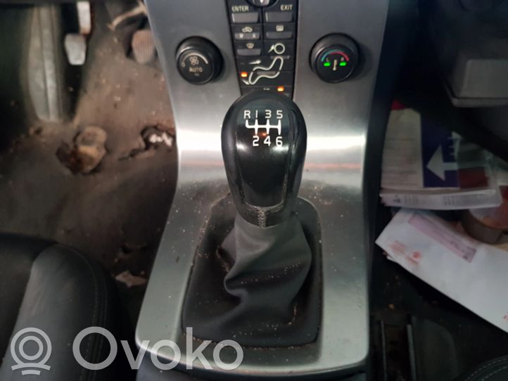 Volvo V50 Gear lever shifter trim leather/knob, 73.57 € | RRR