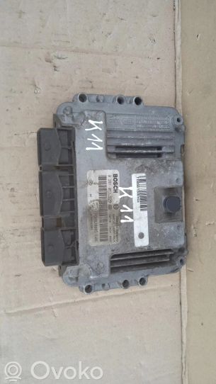 Opel Vivaro Engine control unit/module ECU, 93.88 € | RRR