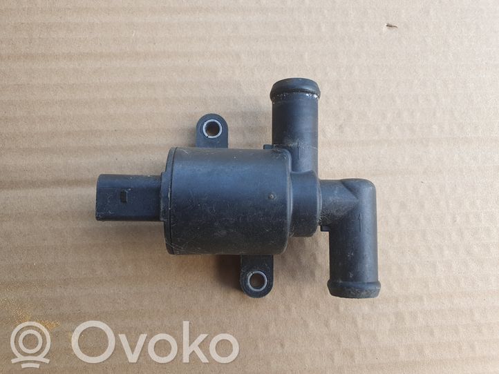 4H0121671D Volkswagen Golf VII Coolant heater control valve, 30.00 € | RRR