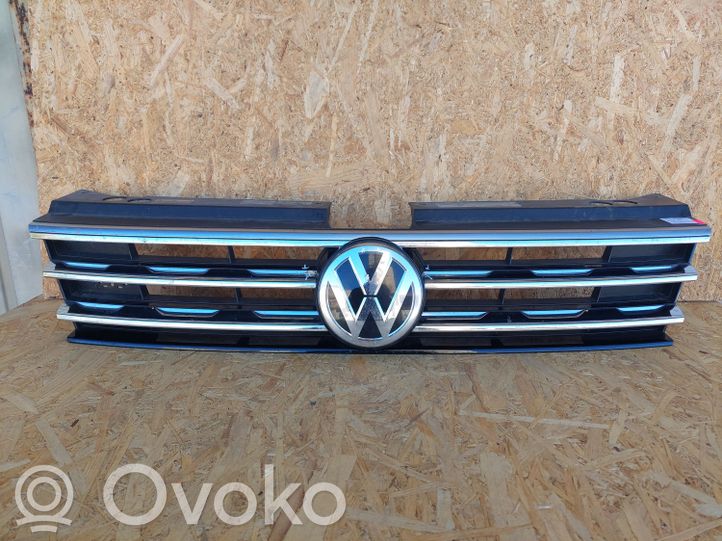 5NA853653 Volkswagen Tiguan Front bumper upper radiator grill, 75.00 ...
