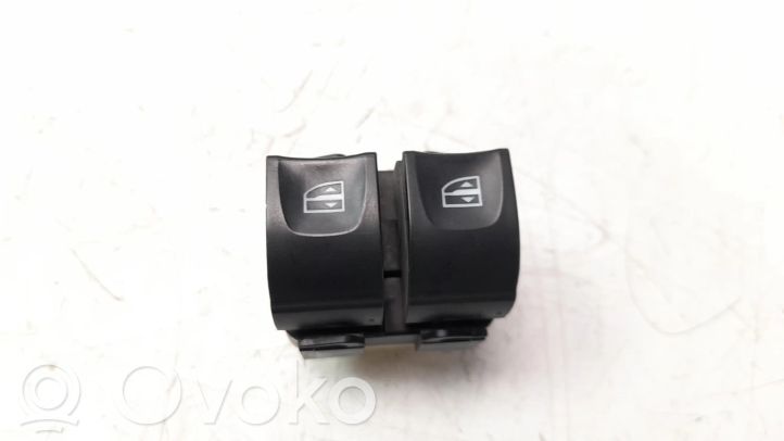 254117873R Dacia Logan II Electric window control switch, 18.09 € | RRR