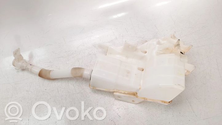 8260A493 Mitsubishi L200 Windshield washer fluid reservoir/tank, 26.56 ...