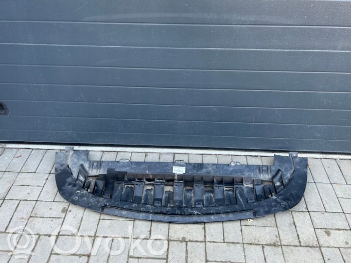 Mercedes-Benz Vito Viano W447 Front bumper skid plate/under tray, 71.81 ...