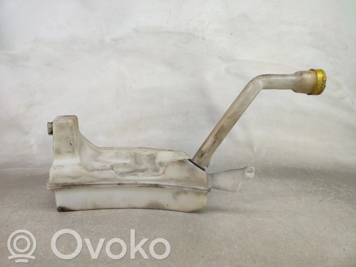289107623R Renault Clio IV Windshield washer fluid reservoir/tank, 49. ...