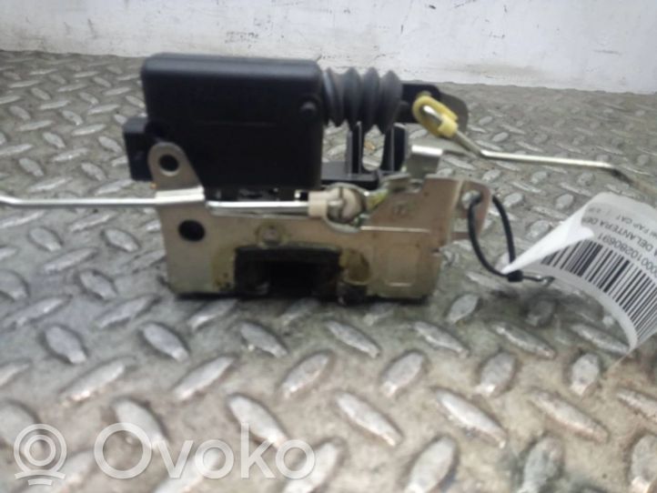 8200735224 Dacia Sandero Front door lock, 43.57 € | RRR