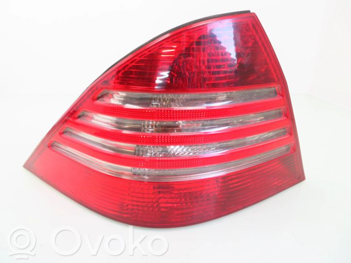 A2208200764 Mercedes-Benz S W220 Rear/tail lights, 64.66 € | RRR